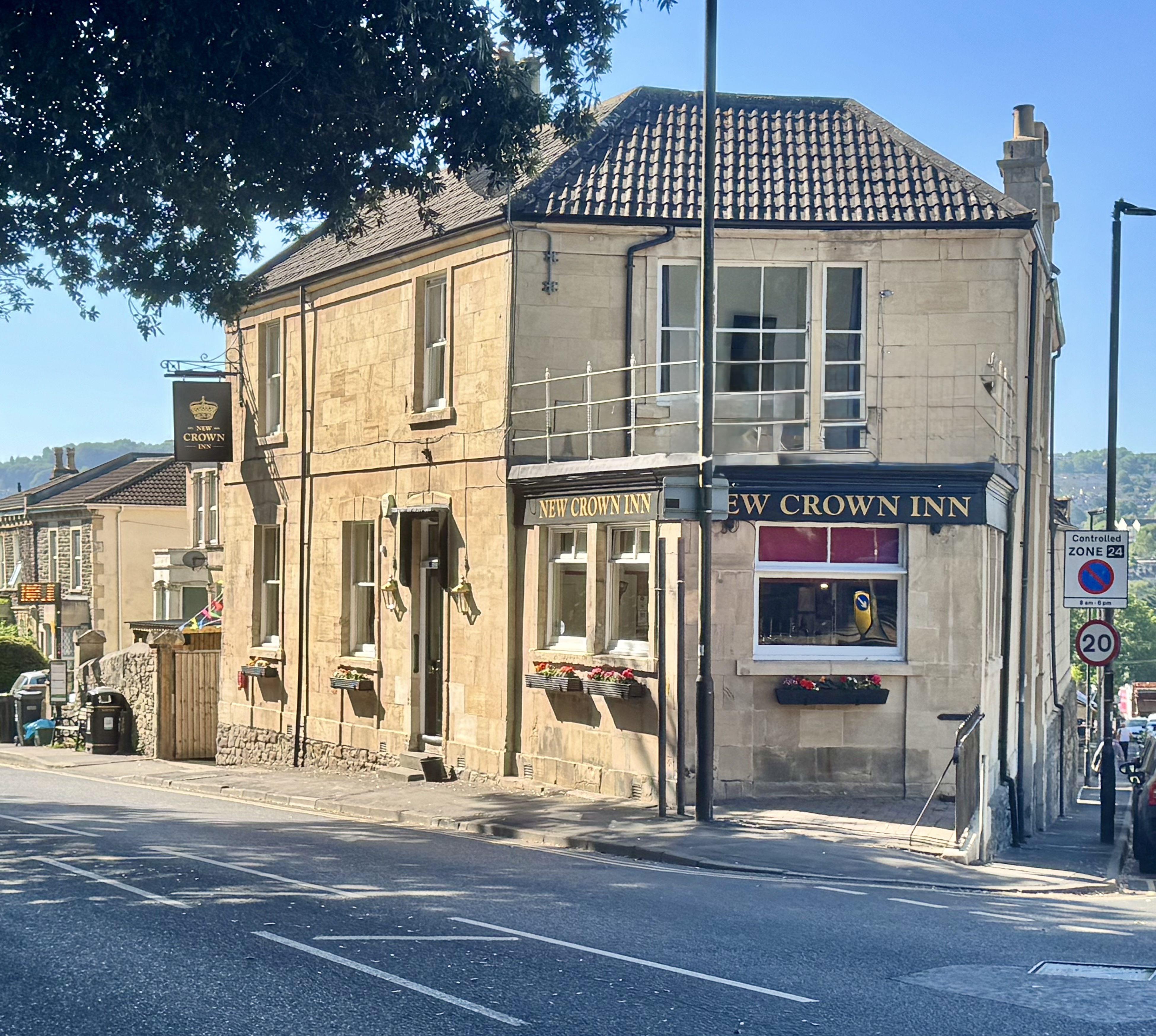 Welcome to the New Crown Inn, Bath – A proper pub and a proper night's rest